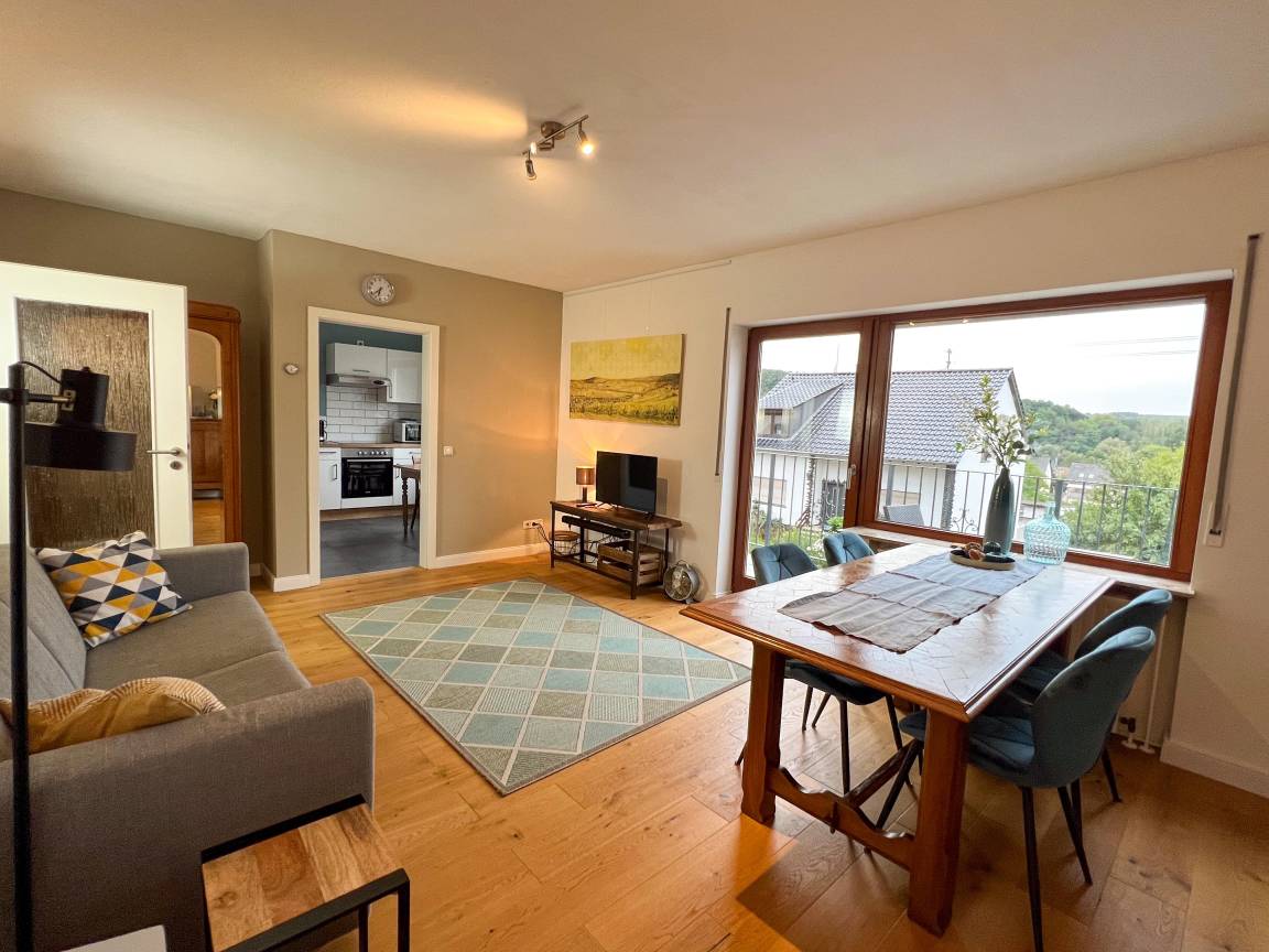 70 M² Ferienhaus ∙ 1 Schlafzimmer ∙ 4 Gäste - Saarburg