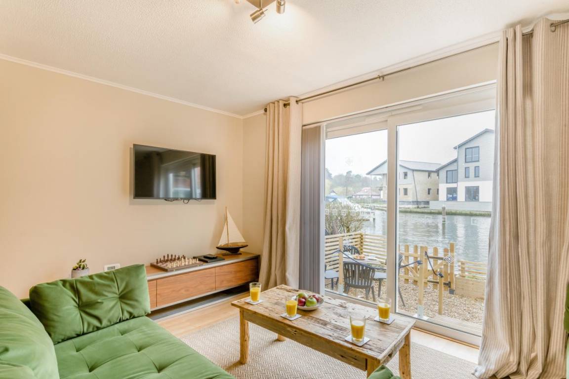 Cottage ∙ 2 Bedrooms ∙ 5 Guests - Horning