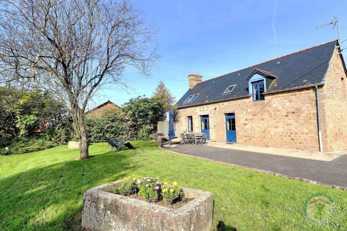 140 M² Gîte ∙ 4 Chambres ∙ 8 Personnes - Saint-Hilaire-du-Harcouët