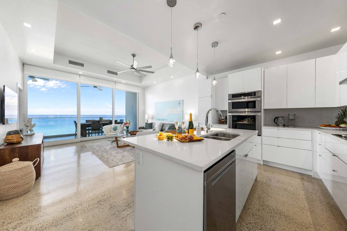 Apartment ∙ 1 Bedroom ∙ 4 Guests - West Bay