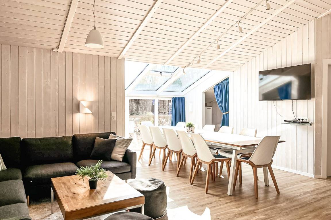 121 M² House ∙ 6 Bedrooms ∙ 12 Guests - Lübeck