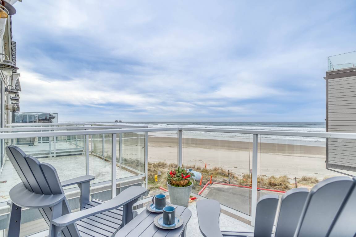 150 M² House ∙ 2 Bedrooms ∙ 6 Guests - Rockaway Beach, OR