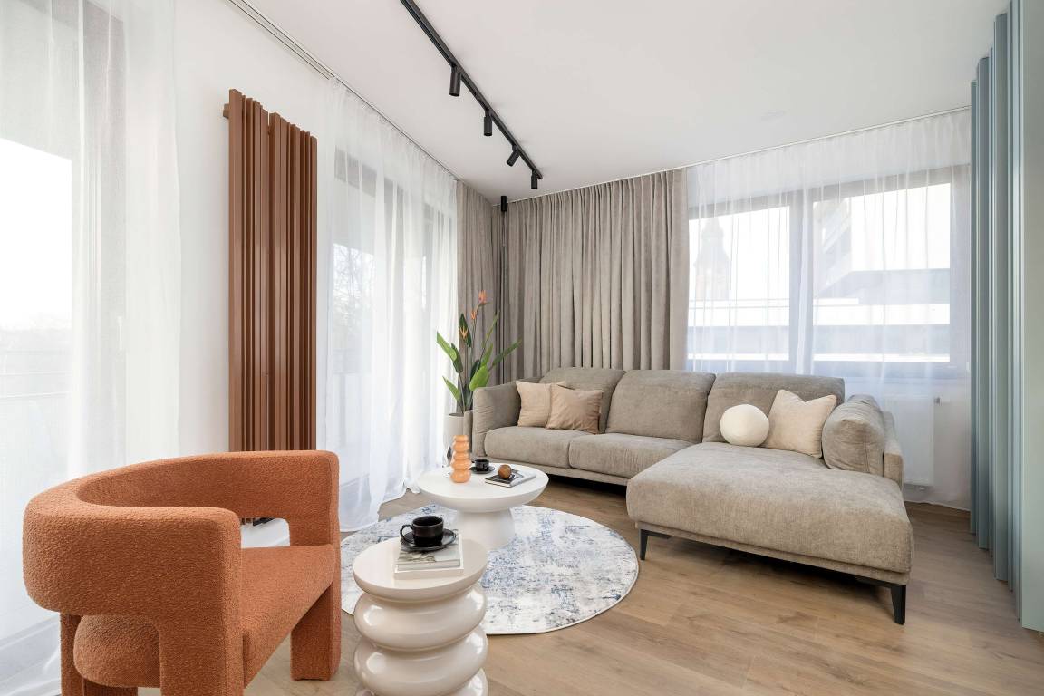 72 M² Huoneisto ∙ 3 Makuuhuonetta ∙ 6 Vierasta - Krakova