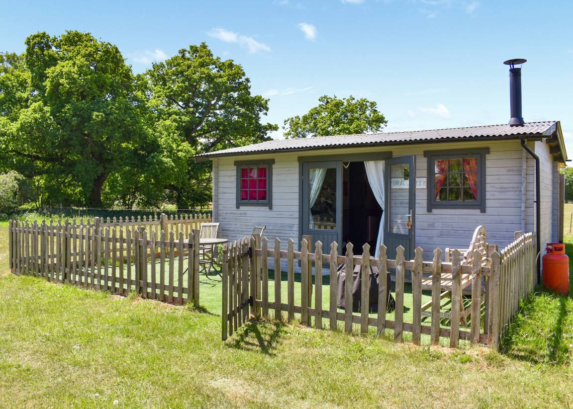 Chalet ∙ 1 Bedroom ∙ 2 Guests - Suffolk