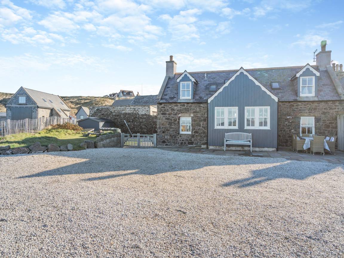 Cottage ∙ 2 Bedrooms ∙ 4 Guests - Moray