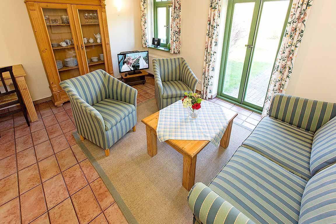 56 M² Ferienhaus ∙ 2 Schlafzimmer ∙ 4 Gäste - Wustrow