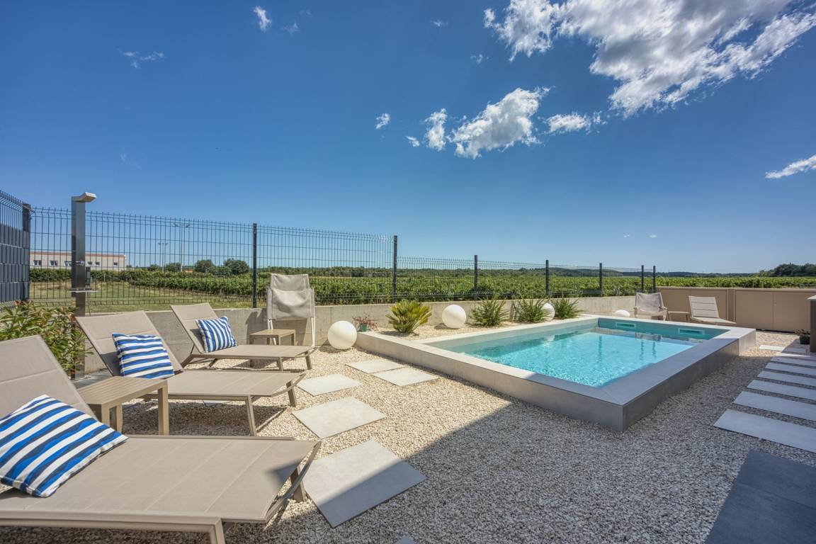 120 M² Maison De Vacances ∙ 3 Chambres ∙ 6 Personnes - Vrsar