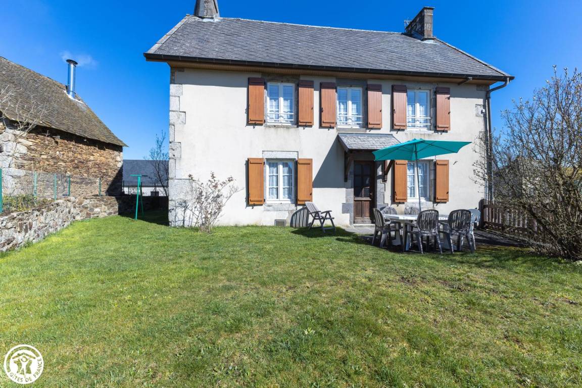 103 M² Gîte ∙ 3 Chambres ∙ 6 Personnes - Puy-de-Dôme