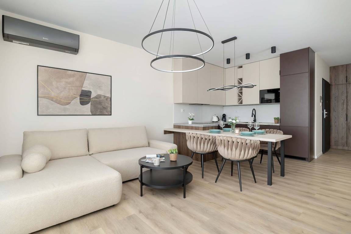 91 M² Apartment ∙ 3 Bedrooms ∙ 8 Guests - Krakow