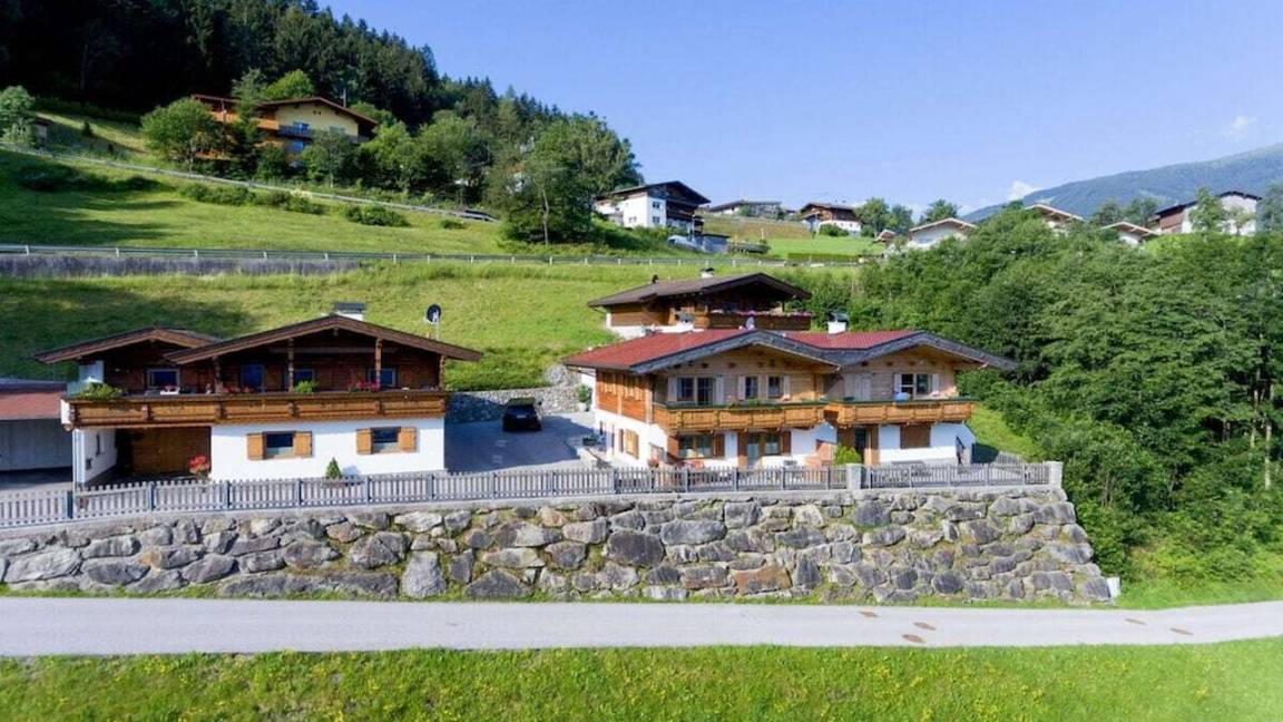 120 M² House ∙ 3 Bedrooms ∙ 8 Guests - Gerlos