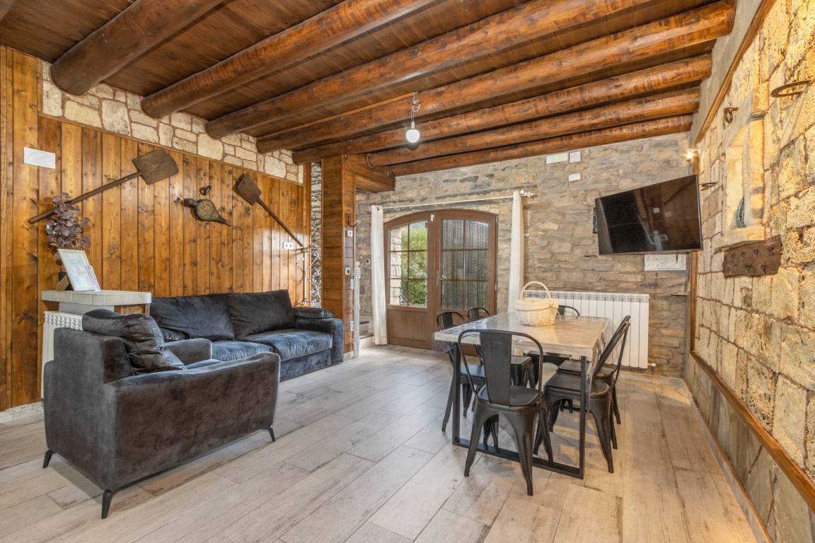 80 M² House ∙ 3 Bedrooms ∙ 6 Guests - Fiscal