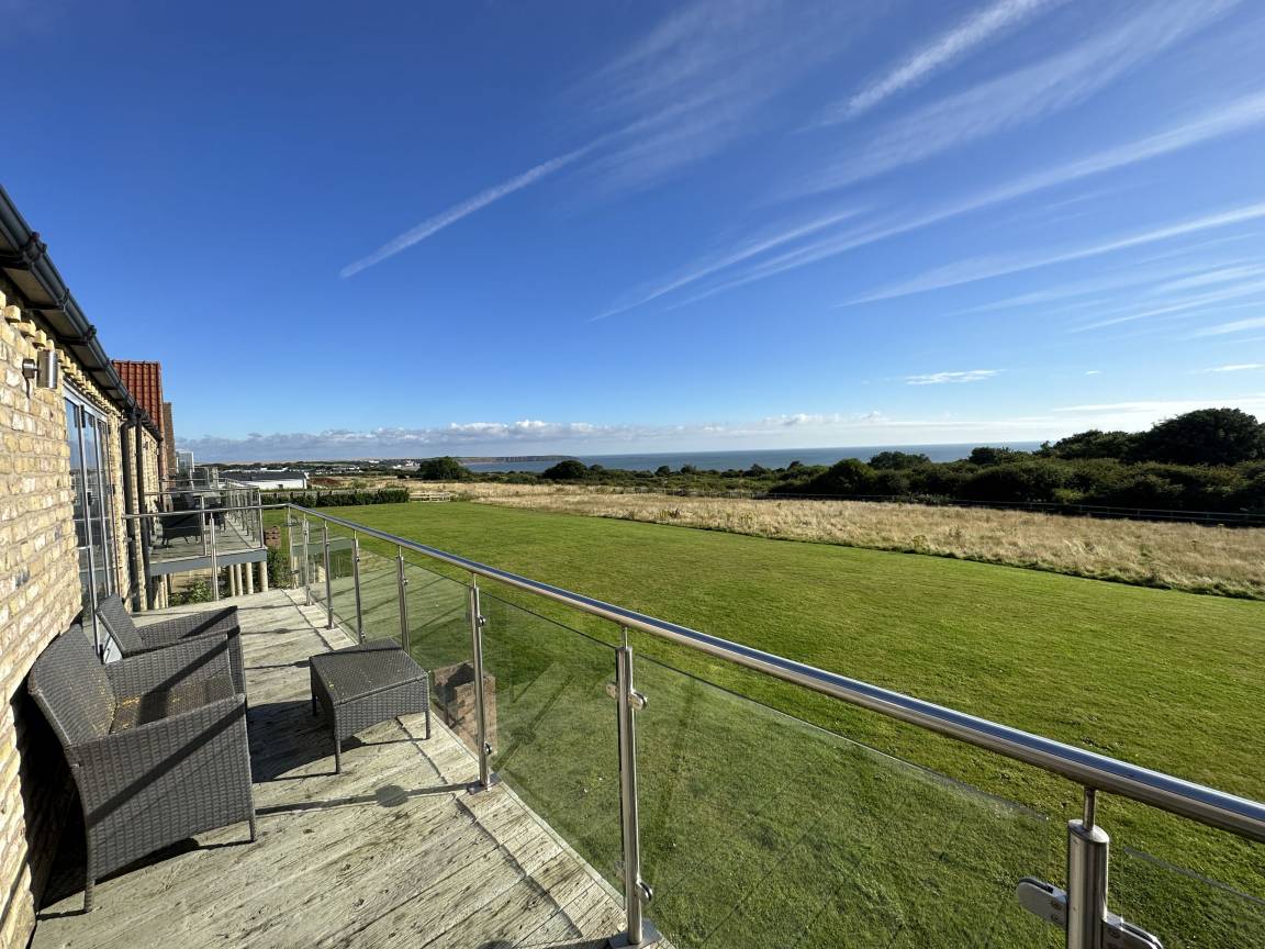 Cottage ∙ 3 Bedrooms ∙ 6 Guests - Filey