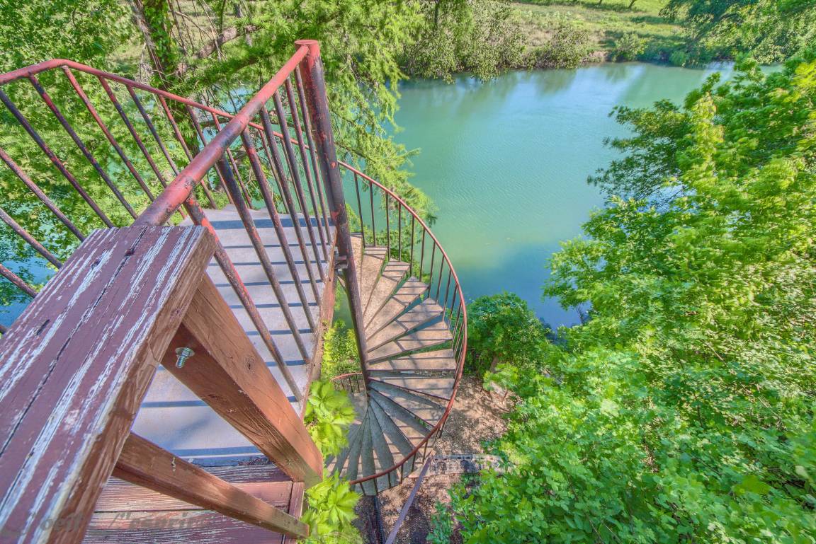 98 M² Apartment ∙ 2 Bedrooms ∙ 6 Guests - New Braunfels, TX