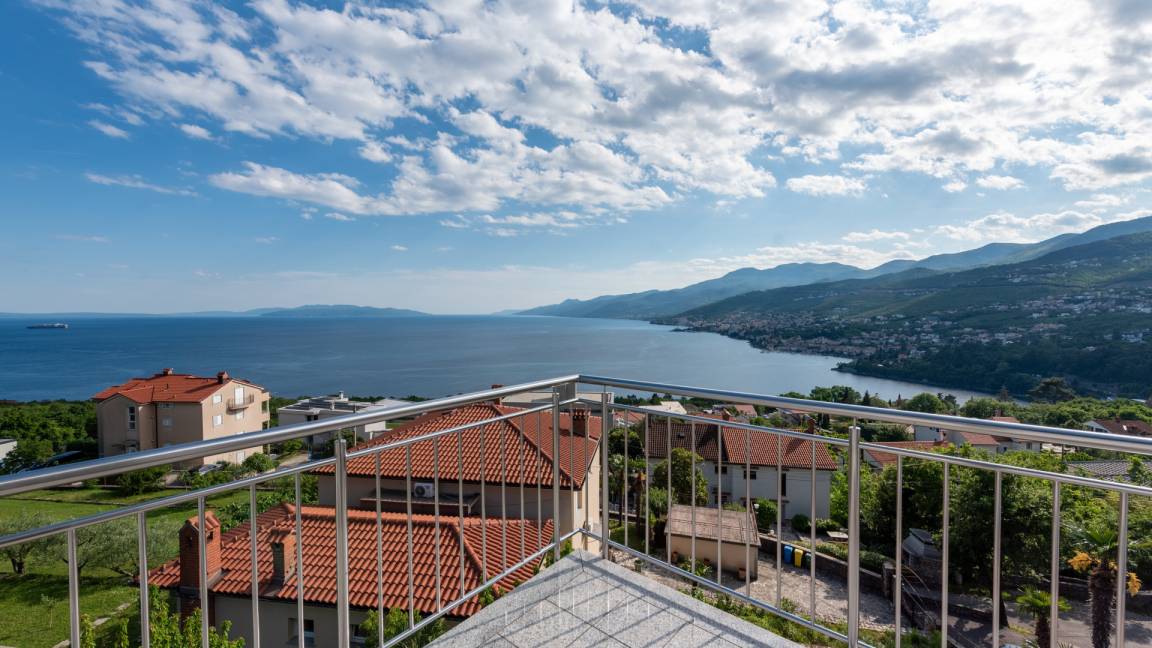 78 M² Apartamento ∙ 2 Habitaciones ∙ 5 Huéspedes - Rijeka