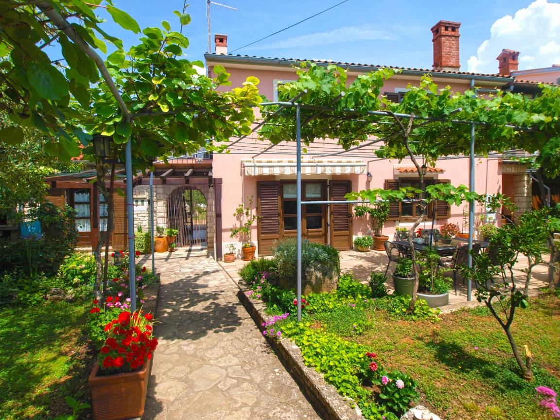 70 M² Apartamento ∙ 2 Habitaciones ∙ 5 Huéspedes - Istria