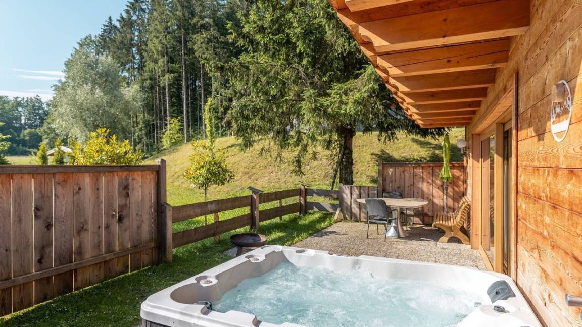 65 M² Ferienhaus ∙ 1 Schlafzimmer ∙ 4 Gäste - Hallein