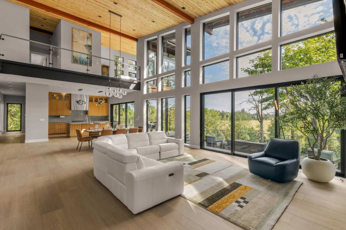 418 M² House ∙ 4 Bedrooms ∙ 8 Guests - McMinnville, OR