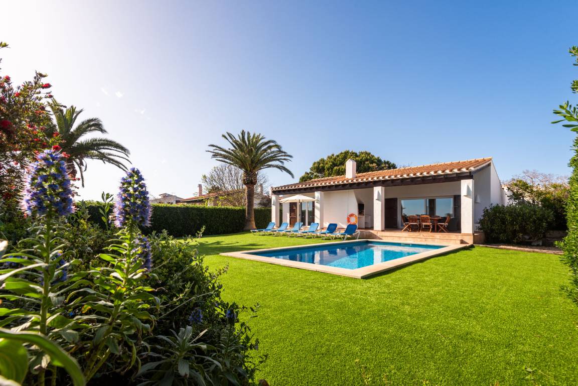 218 M² Villa ∙ 3 Bedrooms ∙ 6 Guests - Mahón