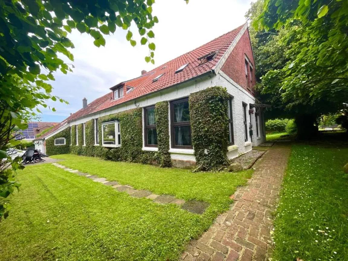 60 M² Ferienwohnung ∙ 1 Schlafzimmer ∙ 3 Gäste - Emden