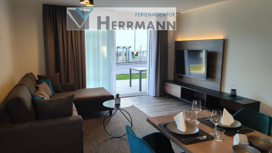 65 M² Ferienwohnung ∙ 1 Schlafzimmer ∙ 2 Gäste - Friedrichshafen