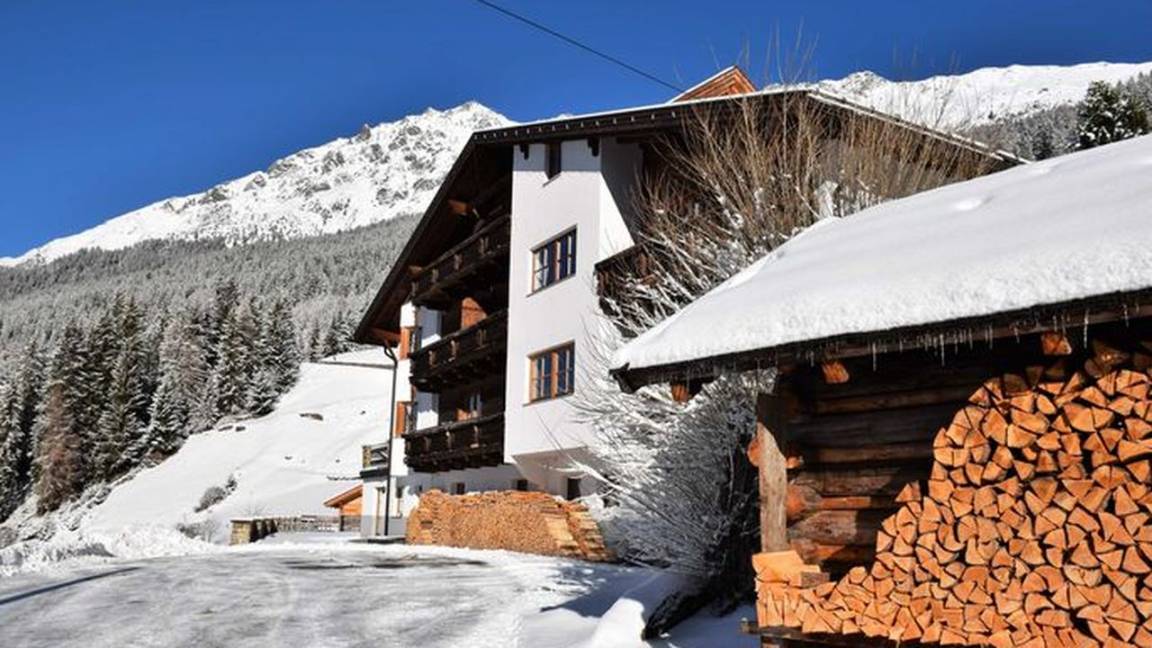 120 M² Ferienwohnung ∙ 4 Schlafzimmer ∙ 12 Gäste - Kaunertal