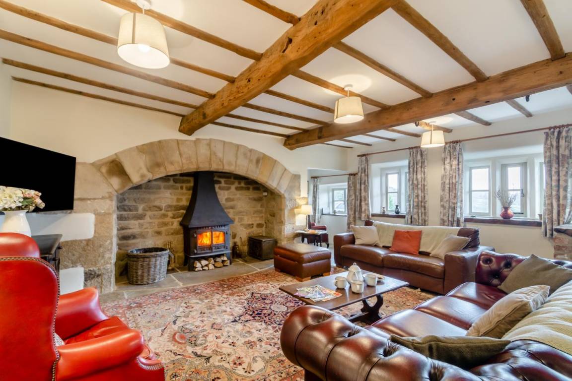 Cottage ∙ 4 Bedrooms ∙ 8 Guests - Bradford