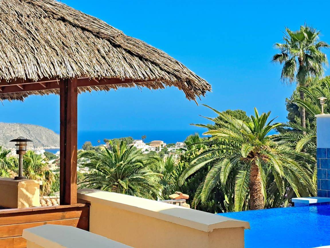120 M² House ∙ 4 Bedrooms ∙ 8 Guests - Moraira