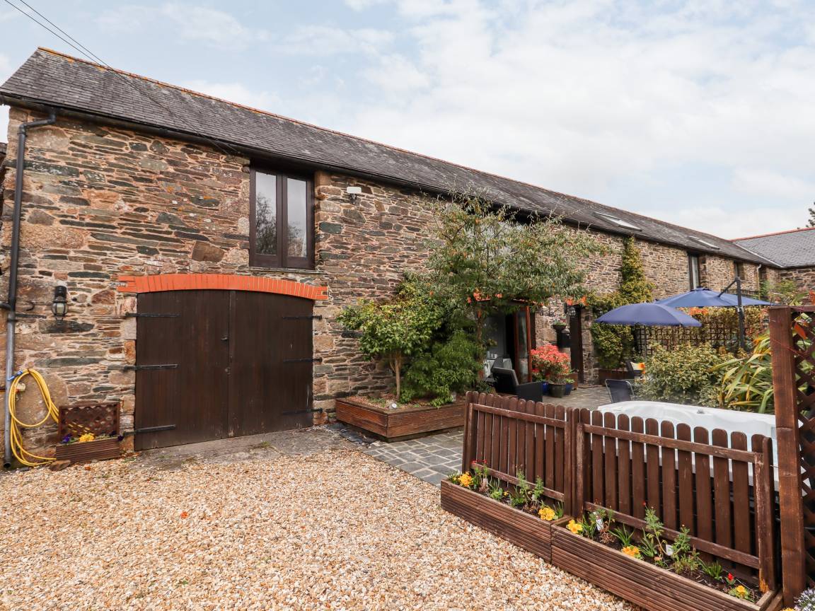 Cottage ∙ 2 Bedrooms ∙ 5 Guests - Totnes