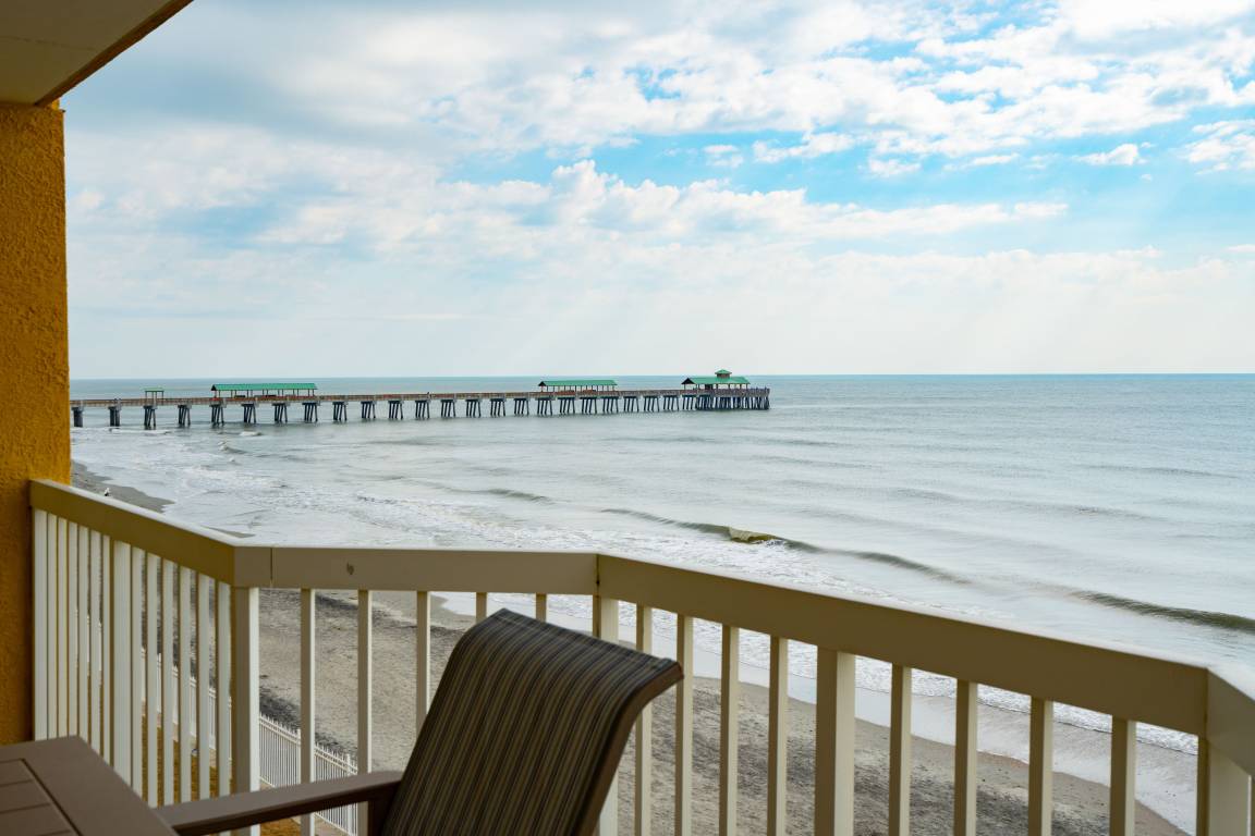 130 M² Condo ∙ 3 Bedrooms ∙ 8 Guests - Folly Beach, SC