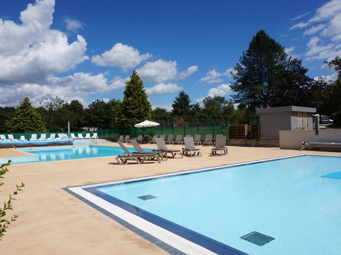 20 M² Tent ∙ 2 Bedrooms ∙ 4 Guests - Charente