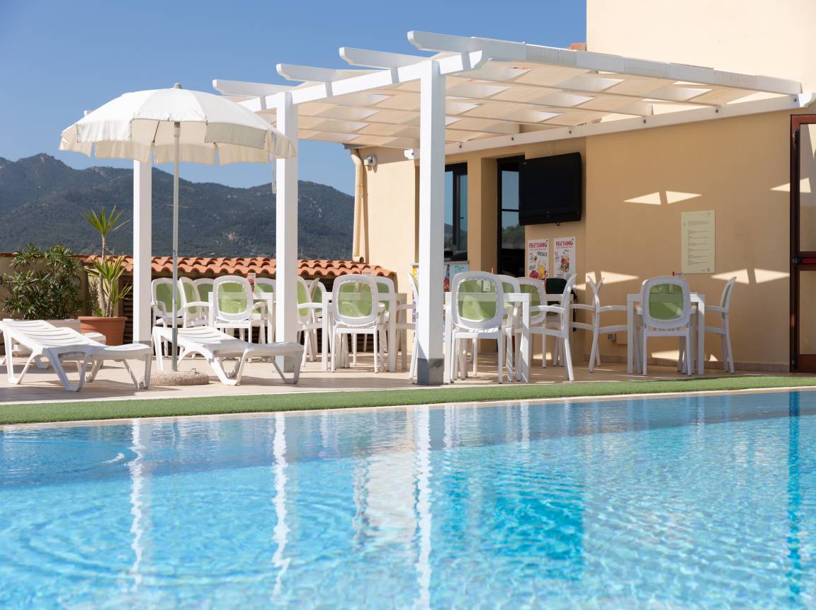 45 M² Appartement ∙ 2 Slaapkamers ∙ 4 Gasten - Villasimius