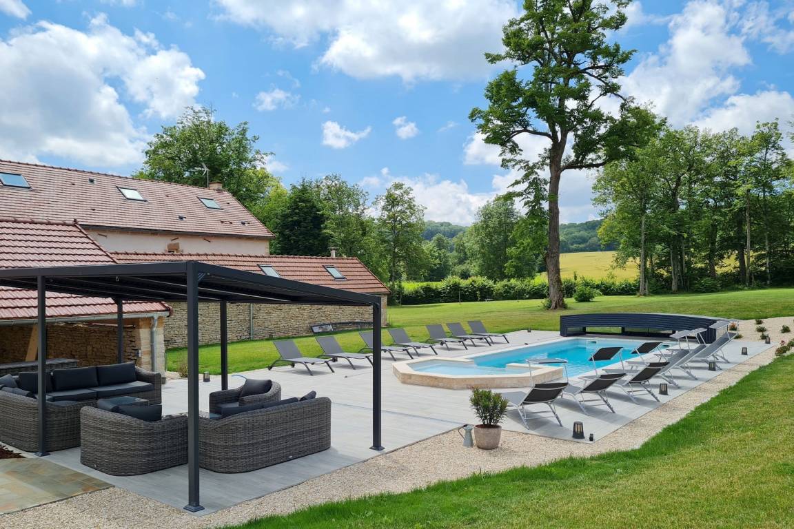 420 M² Gîte ∙ 7 Chambres ∙ 14 Personnes - Haute-Marne