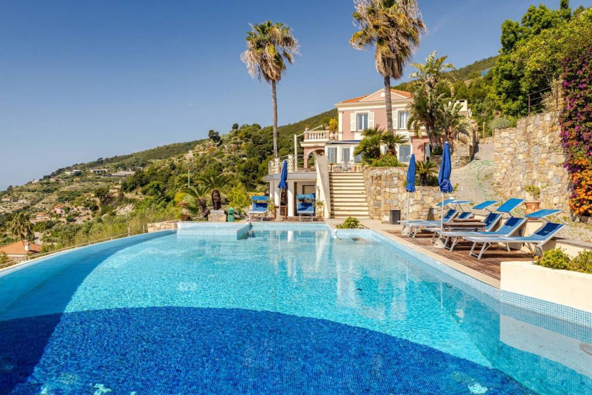 420 M² Villa ∙ 8 Schlafzimmer ∙ 24 Gäste - Ventimiglia