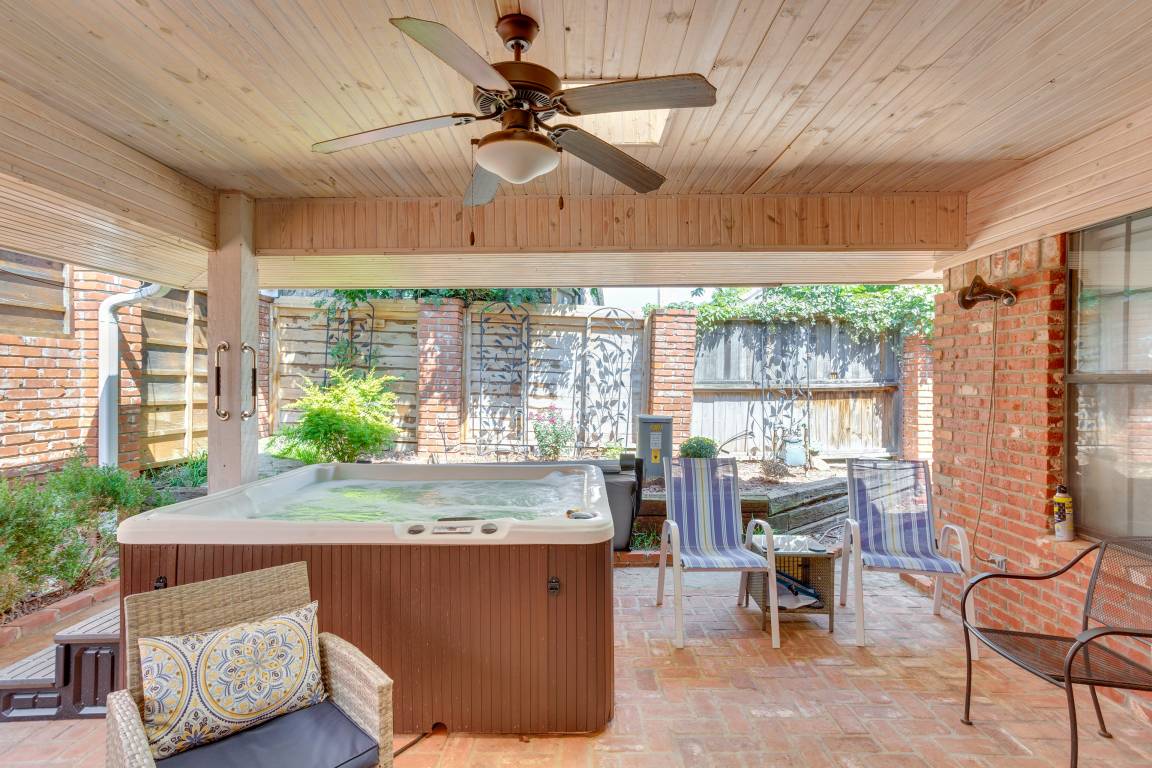 225 M² House ∙ 4 Bedrooms ∙ 16 Guests - The Village, OK
