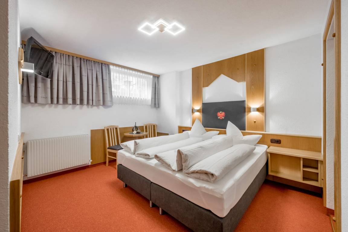 40 M² Hotel ∙ 2 Bedrooms ∙ 4 Guests - Soelden