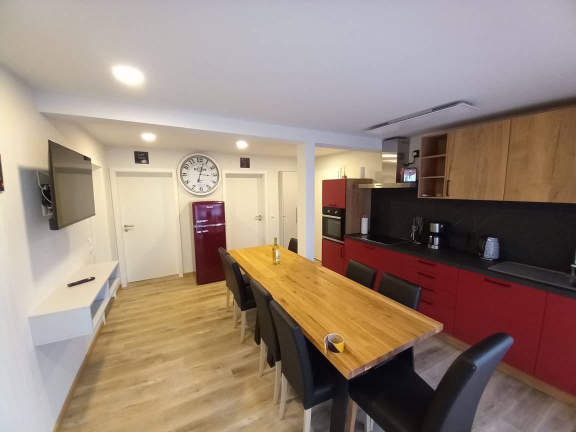 Ferienwohnung ∙ 2 Schlafzimmer ∙ 8 Gäste - Volkach