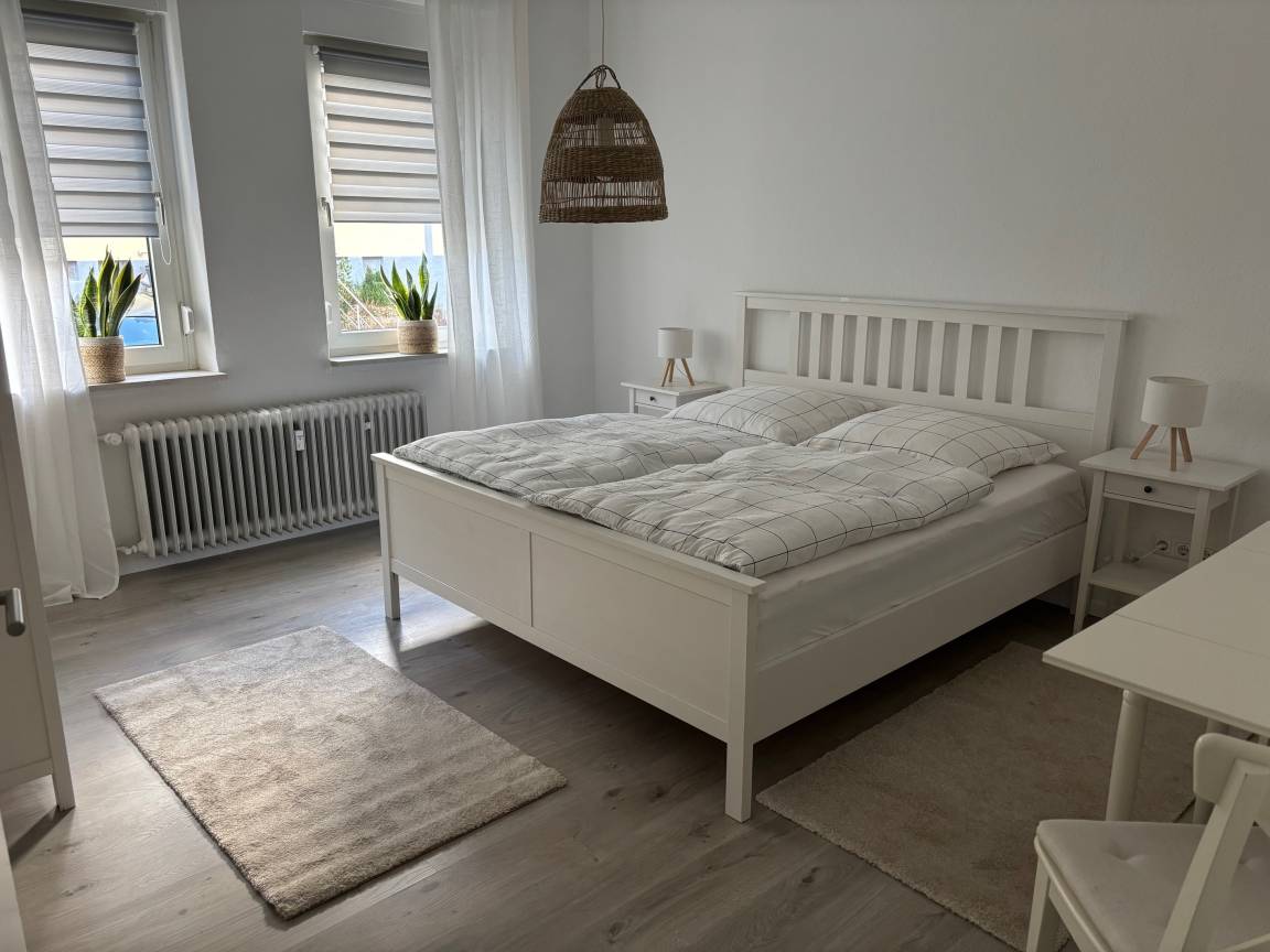 62 M² Ferienwohnung ∙ 1 Schlafzimmer ∙ 3 Gäste - Lüdenscheid