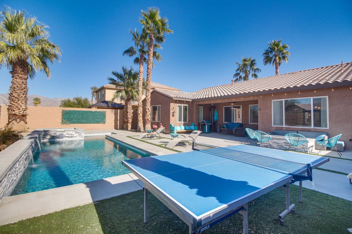 186 M² House ∙ 3 Bedrooms ∙ 10 Guests - Indio, CA