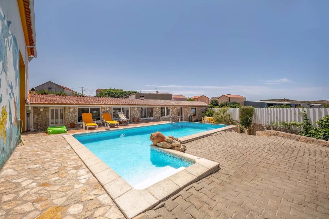 65 M² House ∙ 1 Bedroom ∙ 3 Guests - Arruda dos Vinhos