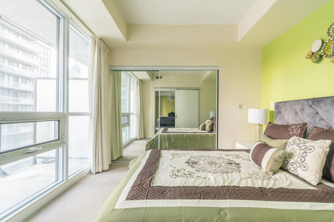 60 M² Apartamento ∙ 1 Habitación ∙ 4 Huéspedes - Toronto