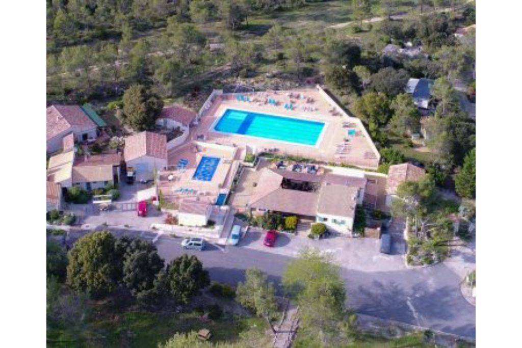 60 M² Hotel ∙ 2 Bedrooms ∙ 5 Guests - Claret