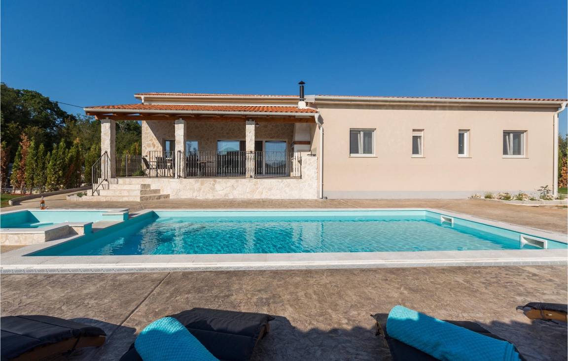 202 M² House ∙ 3 Bedrooms ∙ 8 Guests - Poreč