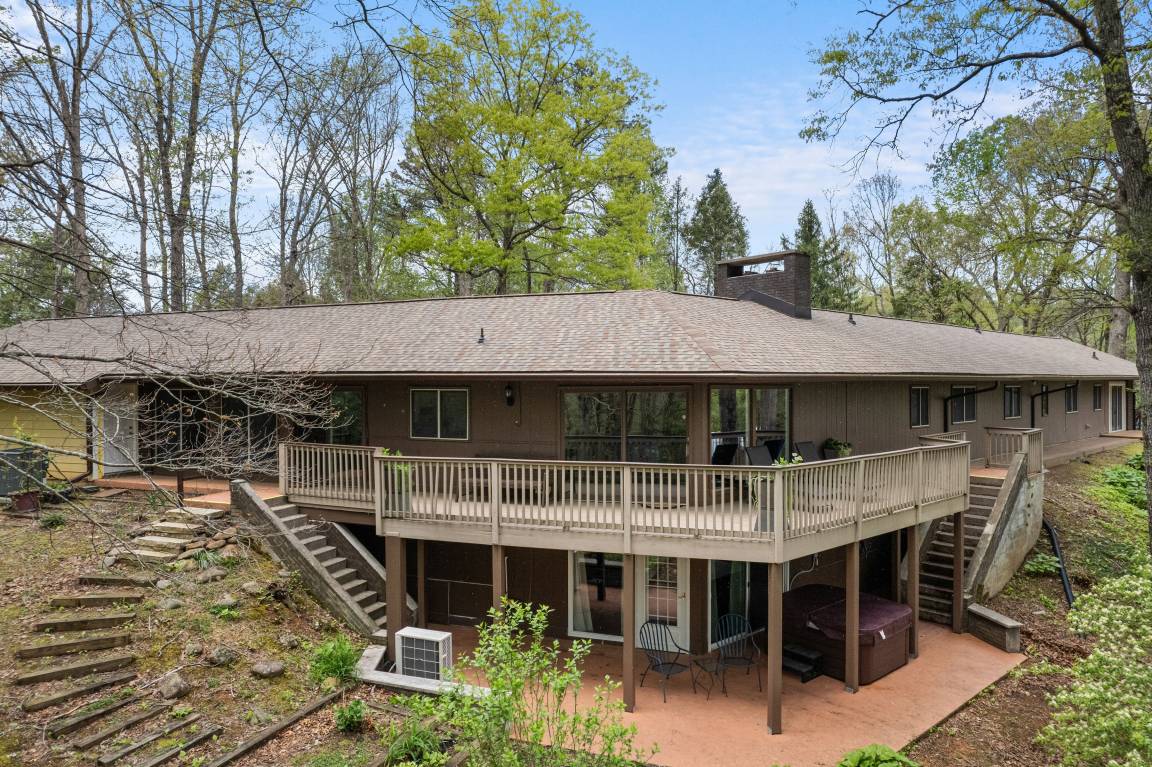 House ∙ 4 Bedrooms ∙ 10 Guests - Cosby, TN