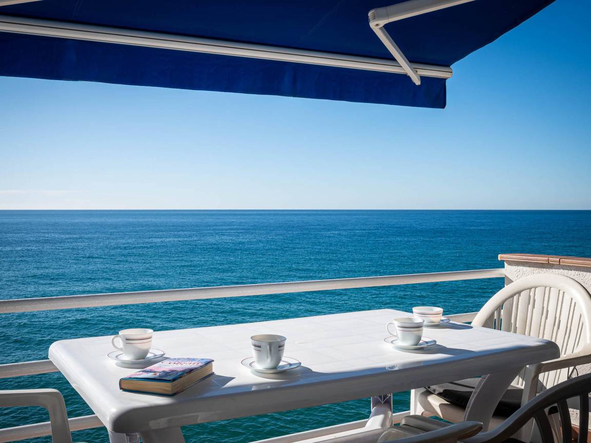 61 M² Apartamento ∙ 2 Habitaciones ∙ 4 Huéspedes - Altafulla