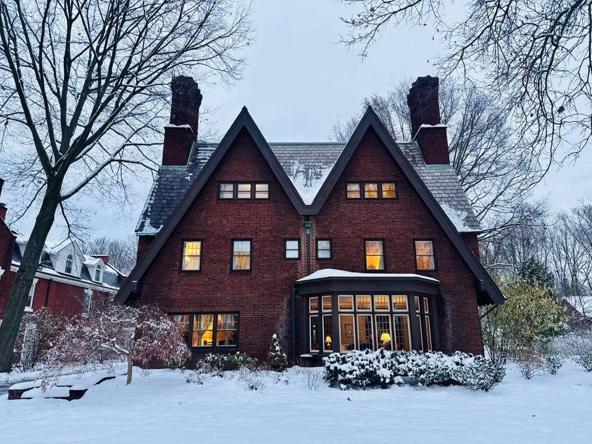 836 M² Villa ∙ 11 Bedrooms ∙ 20 Guests - Cleveland, OH