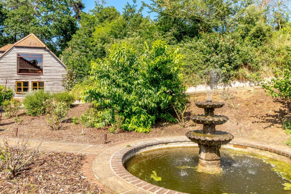Cottage ∙ 2 Bedrooms ∙ 4 Guests - Felixstowe
