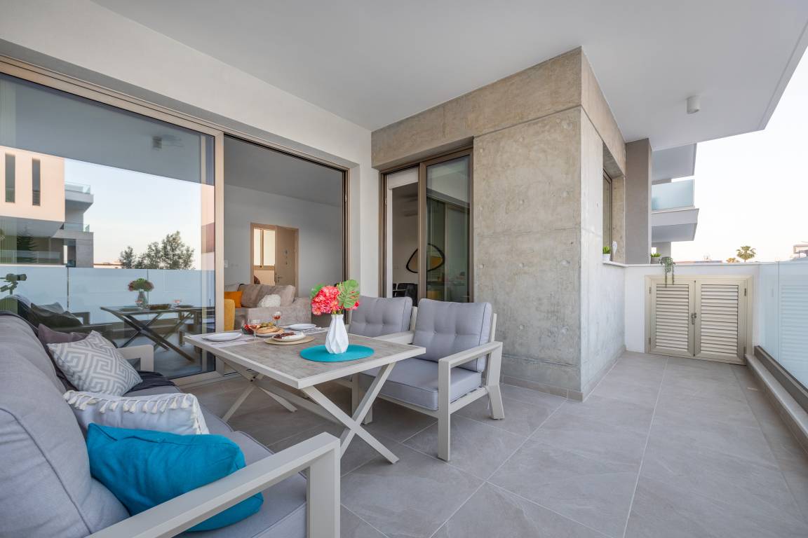 85 M² Apartment ∙ 3 Bedrooms ∙ 6 Guests - Limassol