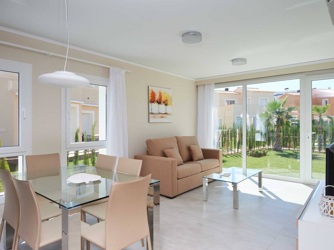 80 M² Bungalow ∙ 2 Habitaciones ∙ 4 Huéspedes - Oliva