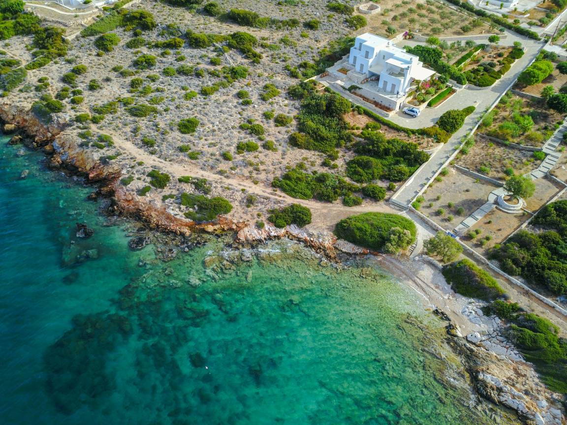 Villa ∙ 4 Bedrooms ∙ 8 Guests - Antiparos