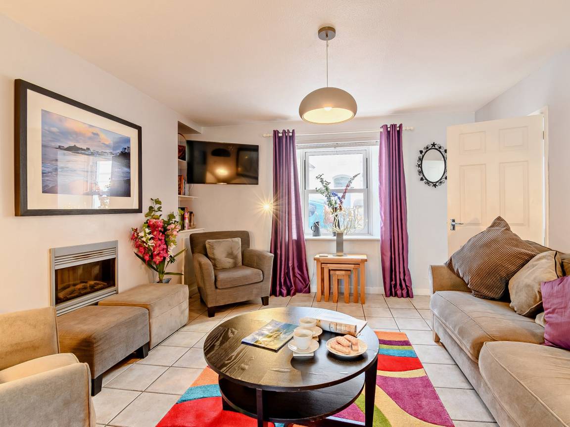 Cottage ∙ 3 Bedrooms ∙ 5 Guests - Tenby